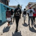 ¿Podrá Erdenebat Batsuuri erradicar la violencia de las pandillas en Haití?