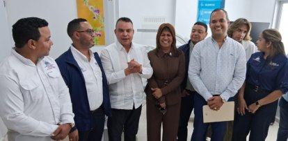 Julio Landrón supervisa avances en hospitales de Cotuí y Maimón