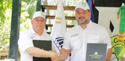Coopnama y Medio Ambiente firman un pacto por un país más ecológico y ...