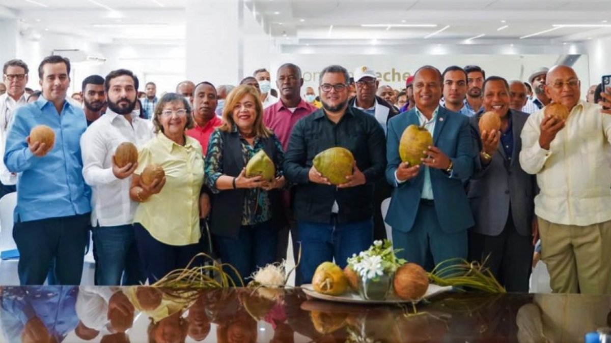 Con financiamiento de 883 millones de pesos relanzarán industria del coco
