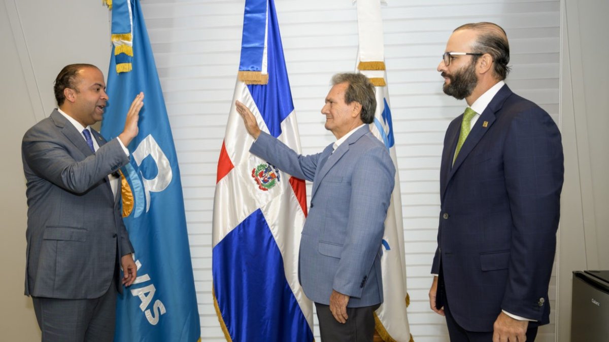 Posesionan nuevos vicepresidentes ejecutivos AFP y ARS Reservas