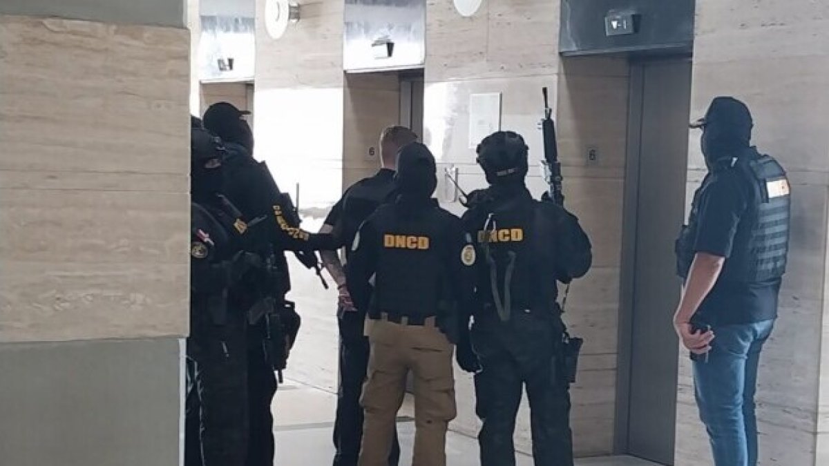 Arrestan británico solicitado en extradición por drogas
