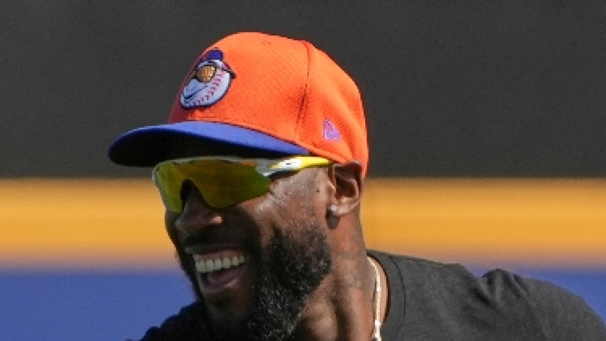 Dolor en rodilla de Starling Marte no desaparece