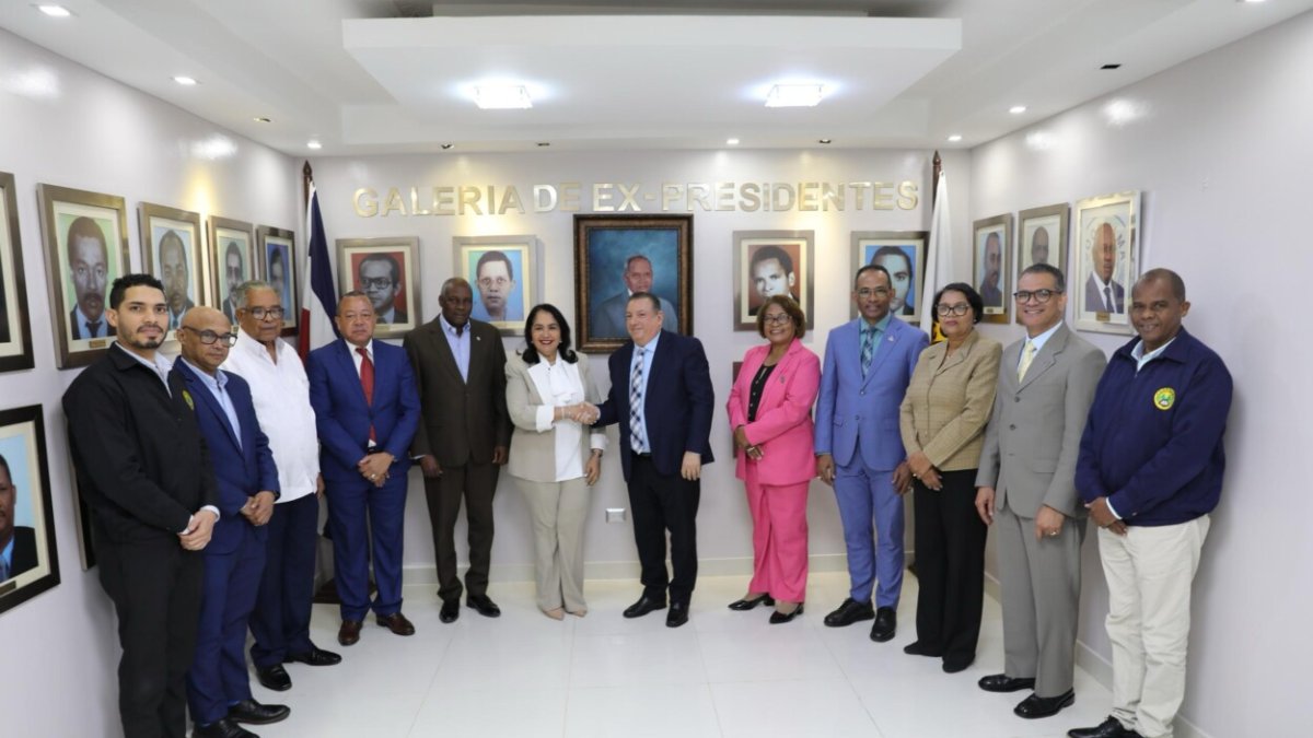 Coopnama recibe visita de cortesía de la presidenta del Idecoop