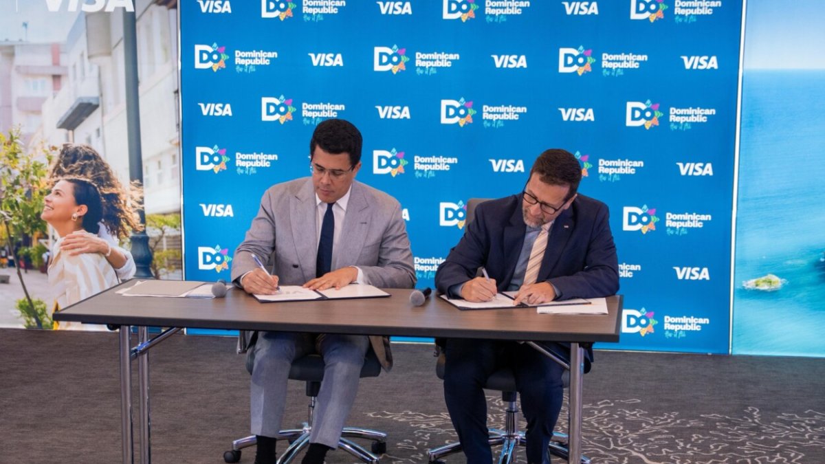 La República Dominicana firma alianza con Visa para impulsar el turismo