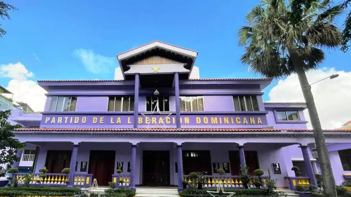 PLD reúne su Comité Político este martes para tratar aspiraciones ...