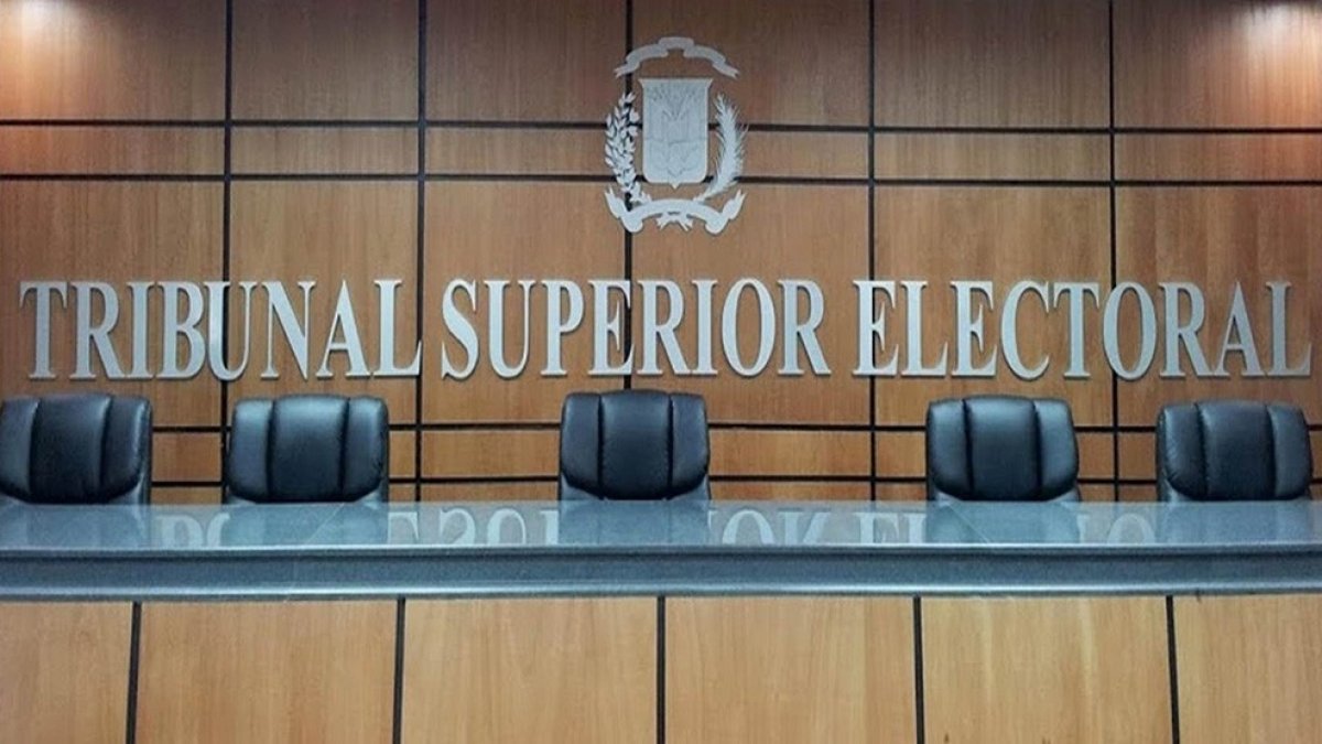 TSE aplaza audiencia de proceso contra Fuerza Pueblo por asamblea