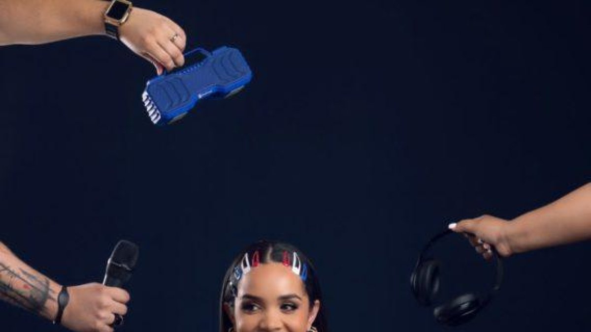Claribel Adamez inicia nueva etapa en la radio dentro del Grupo Medrano