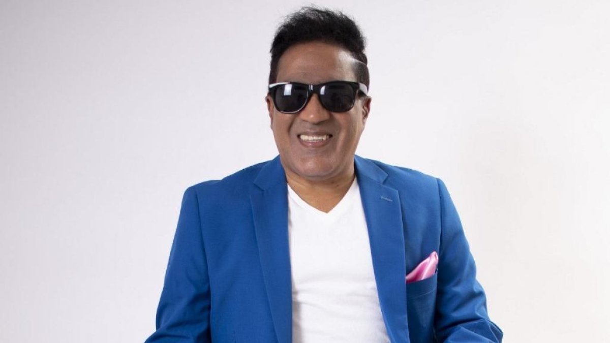Kinito Méndez ahora hace merengues para la historia