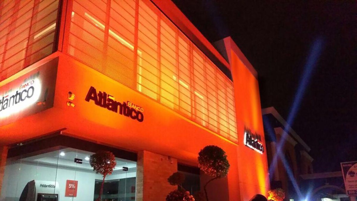 Feller Rate aumenta a BBB- calificaciónde solvenci Banco Atlántico