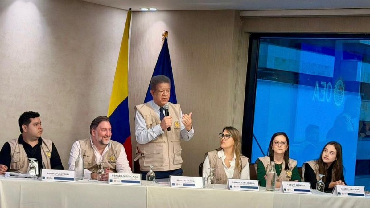 Leonel será observador en elecciones de Colombia este domingo
