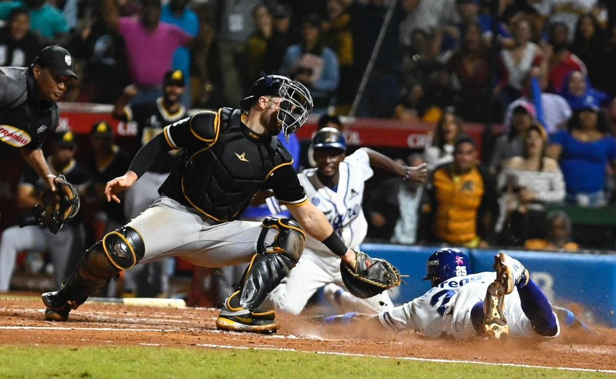 Tigres del Licey ganan a las Águilas Cibaeñas