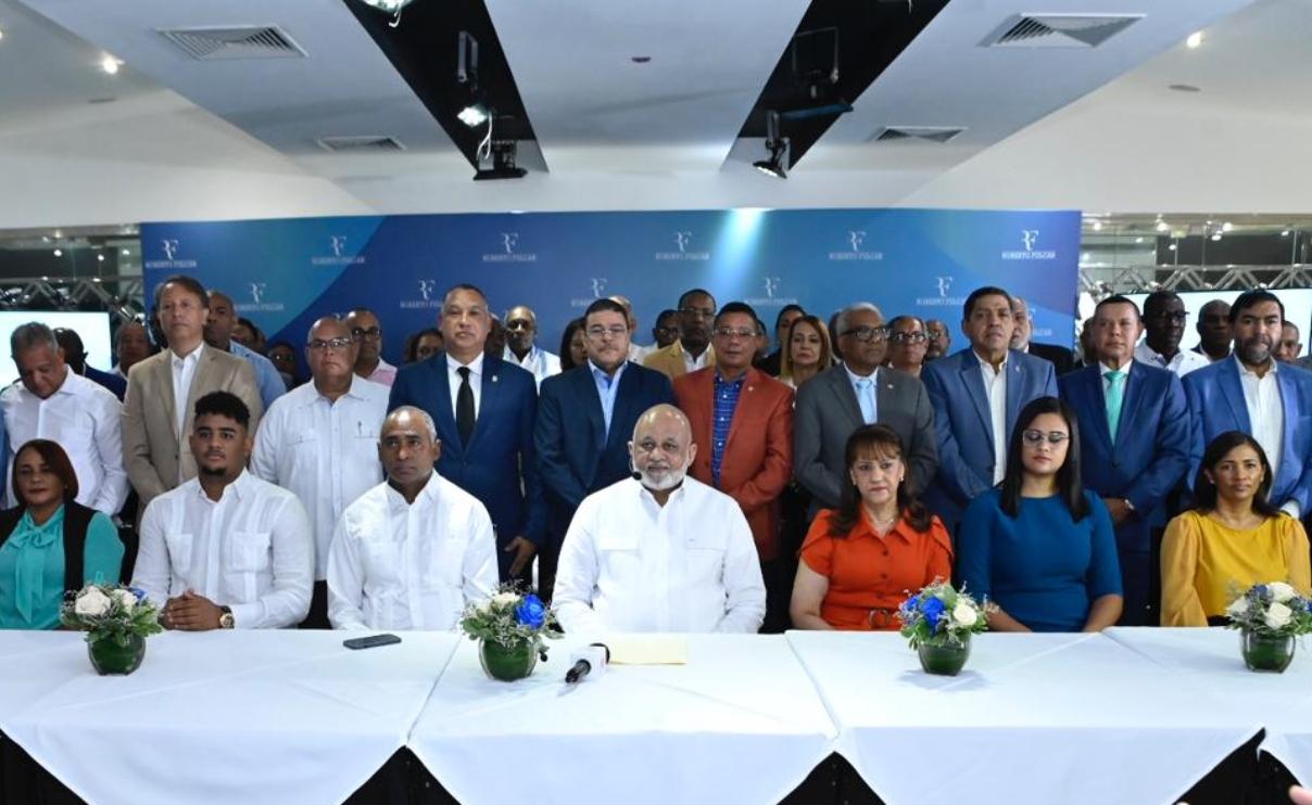 Fulcar dice está listo para volver política