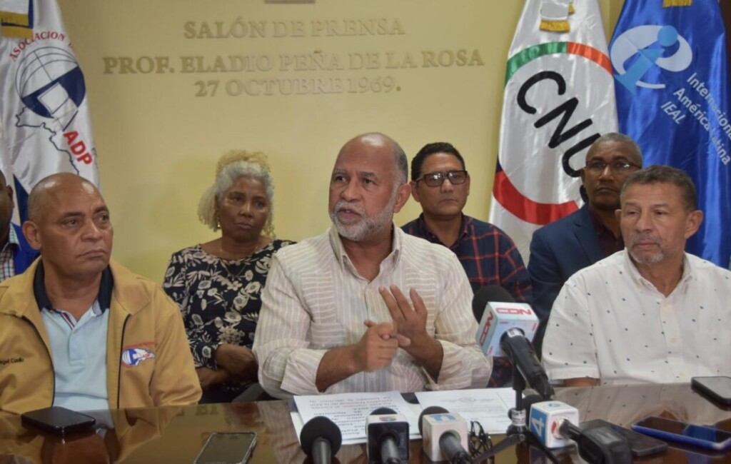 ADP se retira de la Comisión Nacional del Concurso de Oposición Docente ...