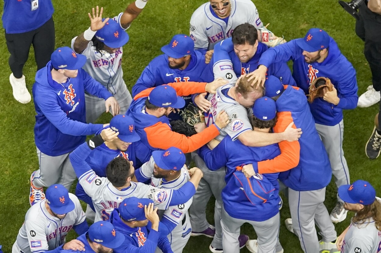 Jonrón de Pete Alonso en la novena manda a los Mets a la Serie de ...