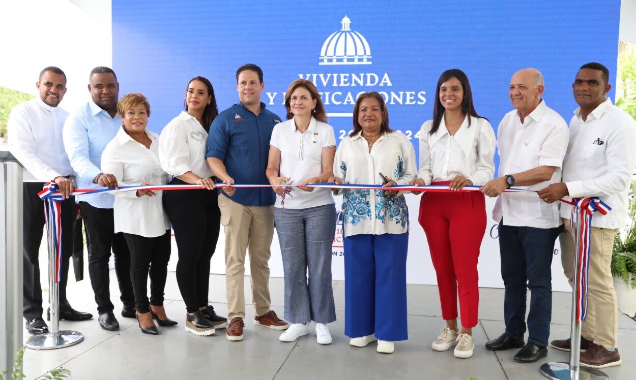 Raquel Peña inaugura obras en SDN para garantizar energía, vivienda y ...
