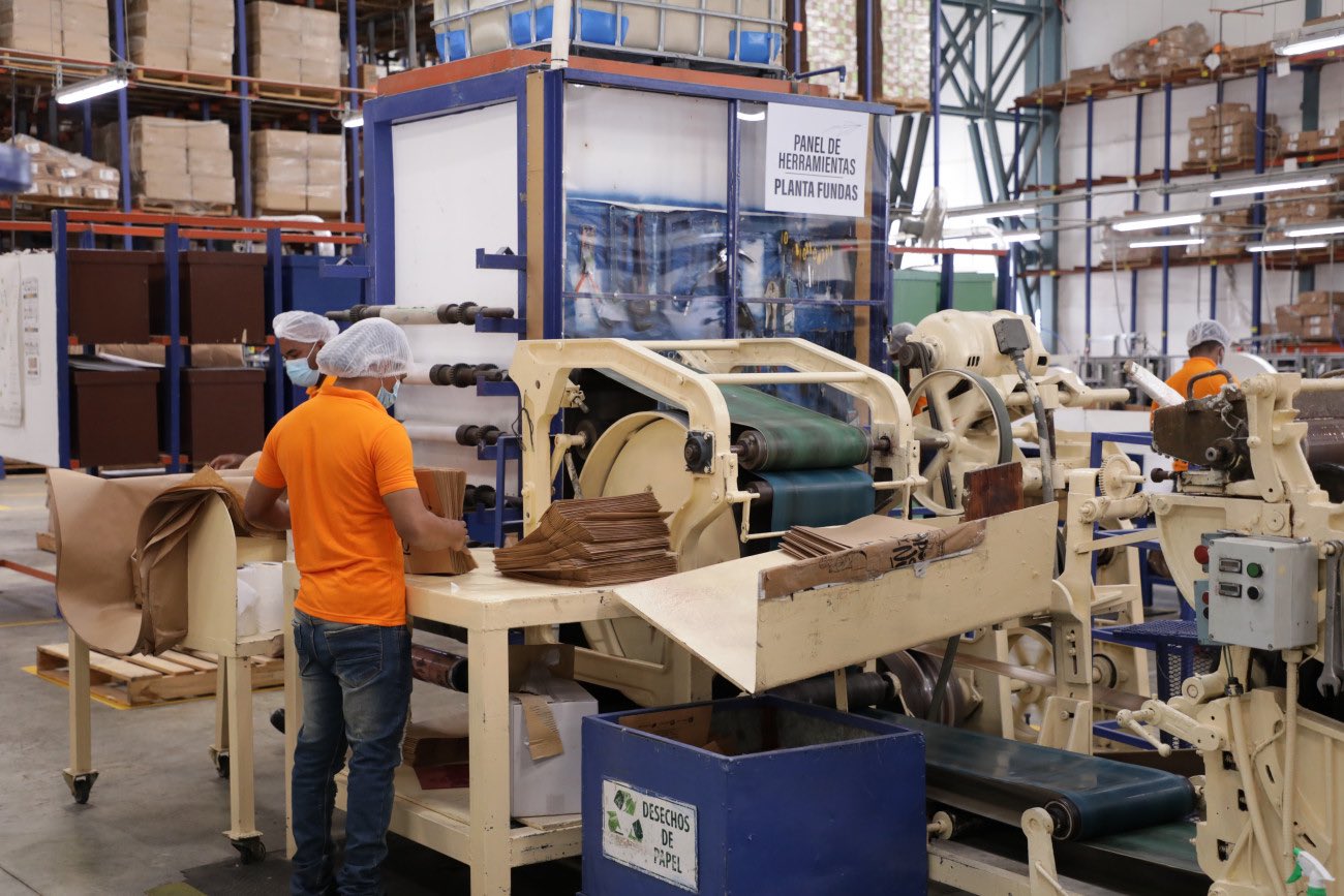 El mercado laboral dominicano supera los 5 millones de trabajadores, un ...