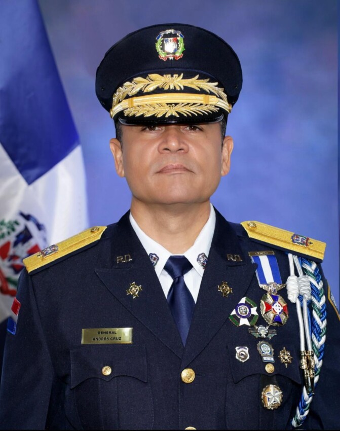 Abinader designa a Andrés Modesto Cruz Cruz como director general de la ...