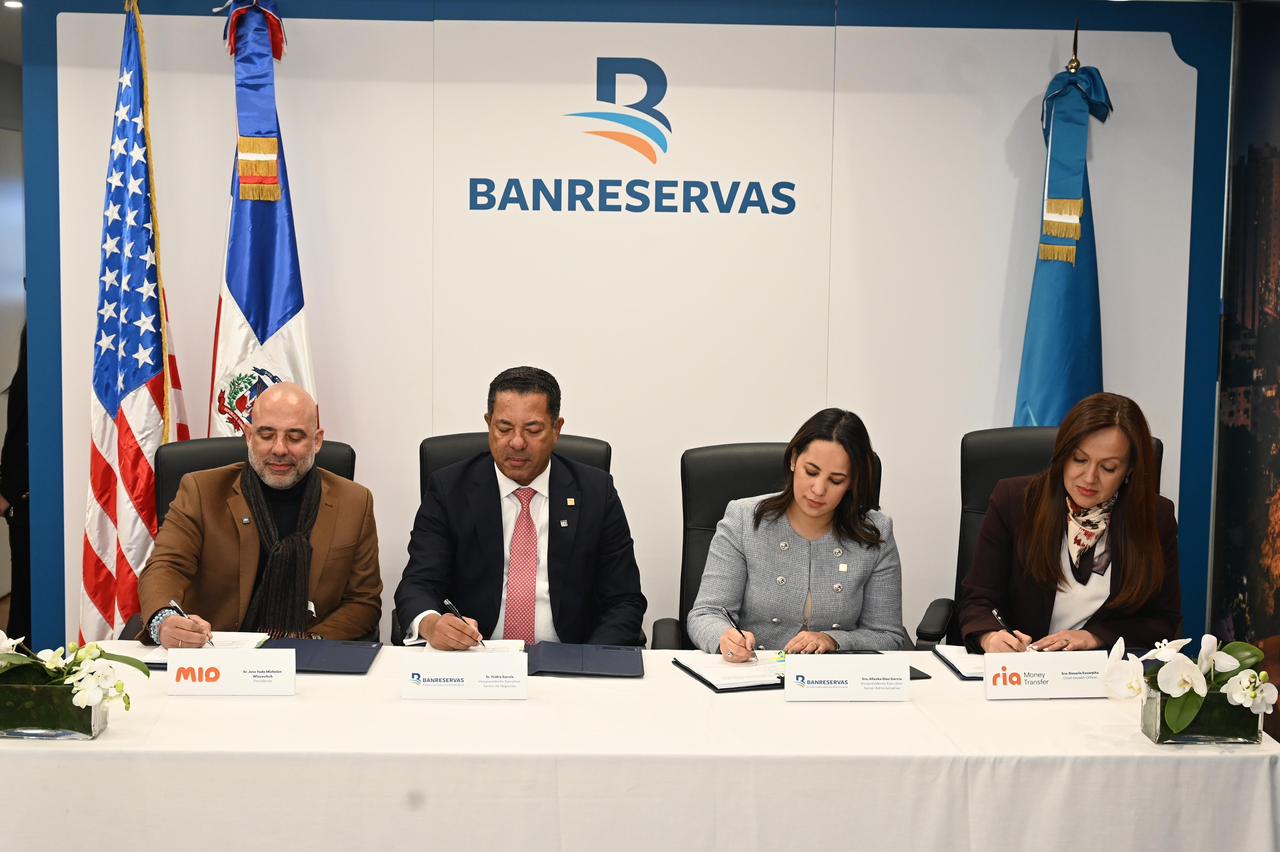Banreservas, MIO y Ria Money Transfer se unen para revolucionar el ...