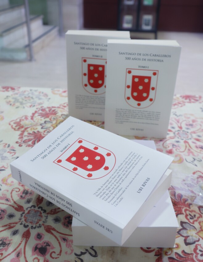Ubi Rivas presenta libro sobre historia de Santiago