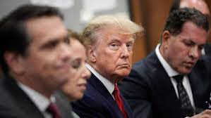 Trump será fichado hoy en una cárcel de Georgia por intentar falsear ...