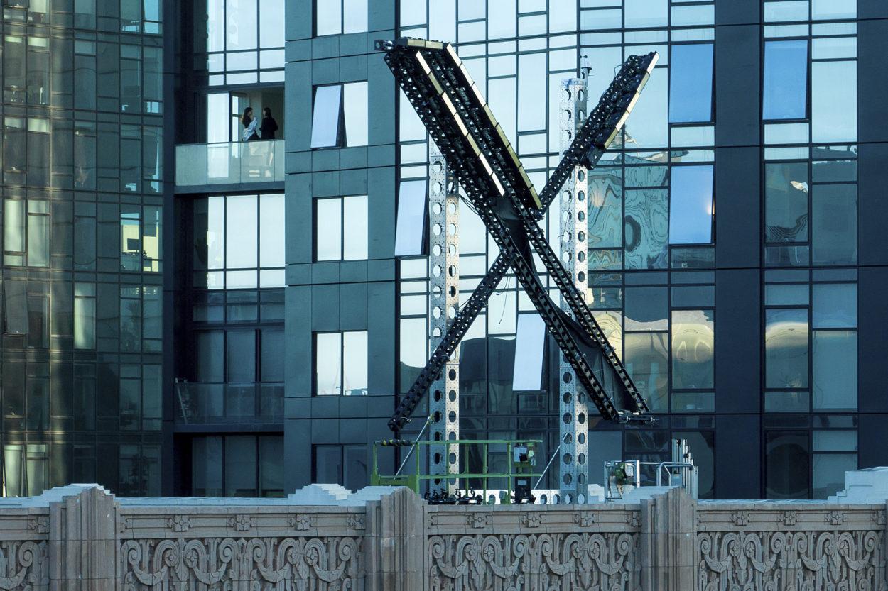 Retiran letrero gigante del nuevo logotipo de Twitter en San Francisco ...