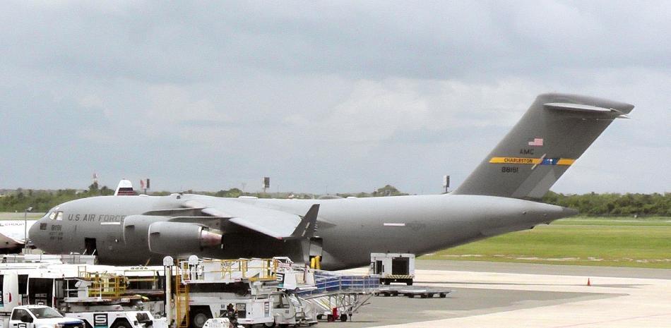 Avión militar EE.UU llega a Las Américas
